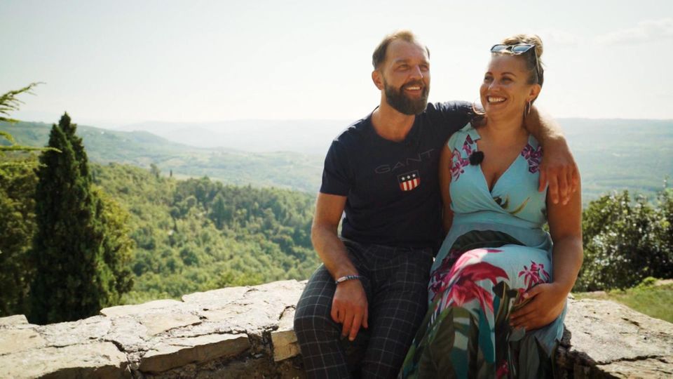 First Dates Hotel: Sonne, Flirts und gute Laune - diese Show macht Spaß ...