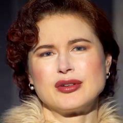 Domina Manuela Freitag verrät Details über ihren Job in der Hamburger ...