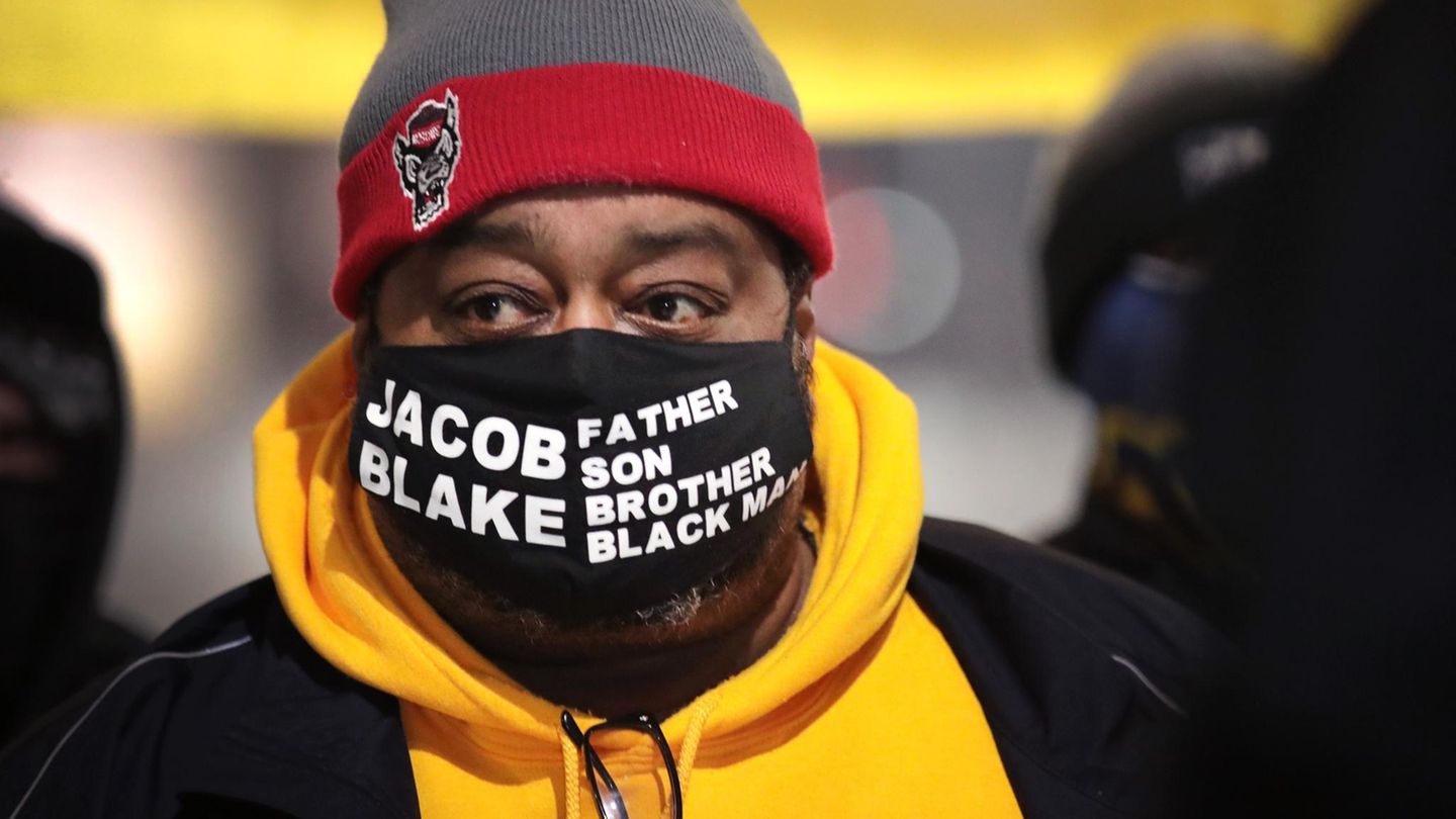 USA: Der weiße Polizist, der sieben Mal auf den Schwarzen Jacob Blake ...