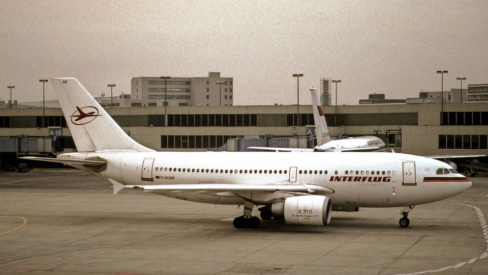 Der letzte Flug der Interflug: Liquidation einer Luftfahrt-Legende ...