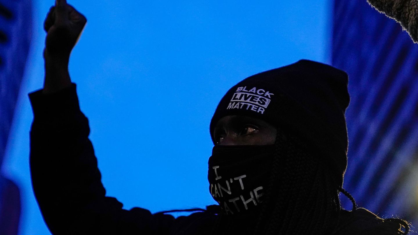George Floyd: Facebook stellt sich auf Gewaltausbrüche nach ...