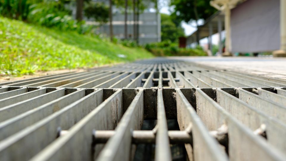 Stromschlag: Arbeiter bei Nürnberger Stadtentwässerung tödlich ...