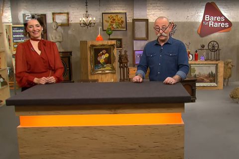 Bares für Rares: Oma und Enkelin verscherbeln Papas Kronleuchter | STERN.de