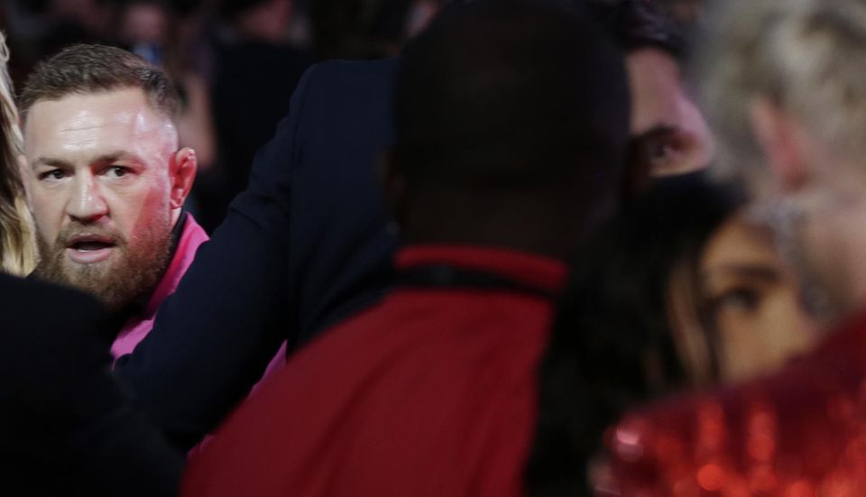 Conor McGregor geht auf Rapper Machine Gun Kelly los | STERN.de