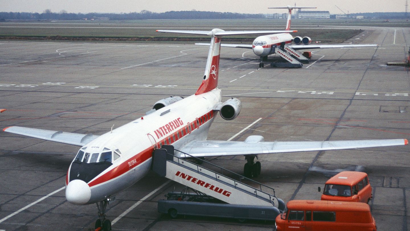 Neues Interflug-Buch: So sah die Fliegerei im Sozialismus aus | STERN.de