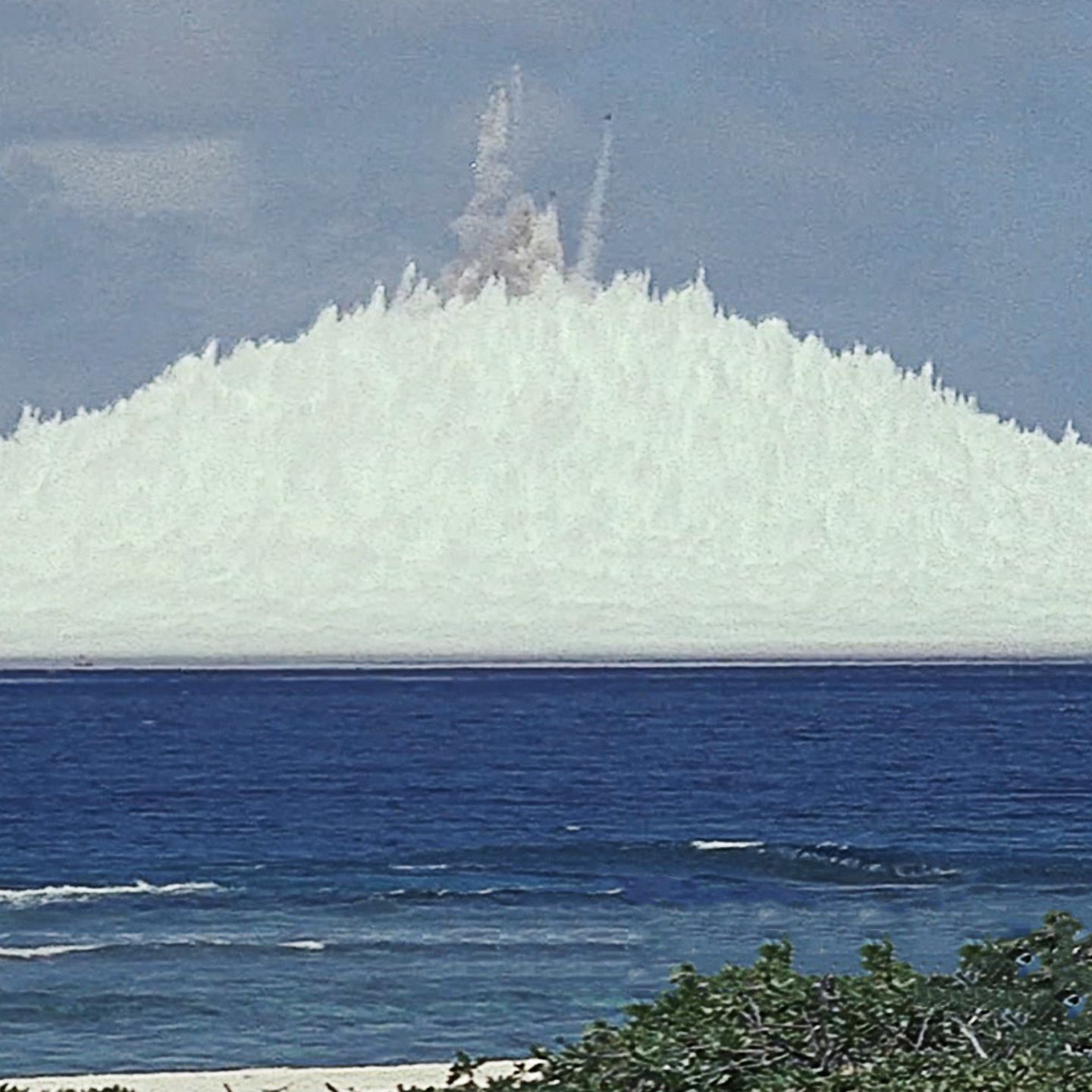 Atomexplosion Im Wasser