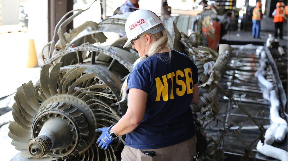 TransAir-Flug 810: Nach Absturz bei Hawaii: Aus den Tiefen des Pazifiks ...