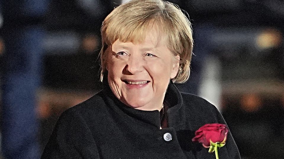 Angela Merkel: Der Große Zapfenstreich für die Kanzlerin in Bildern ...