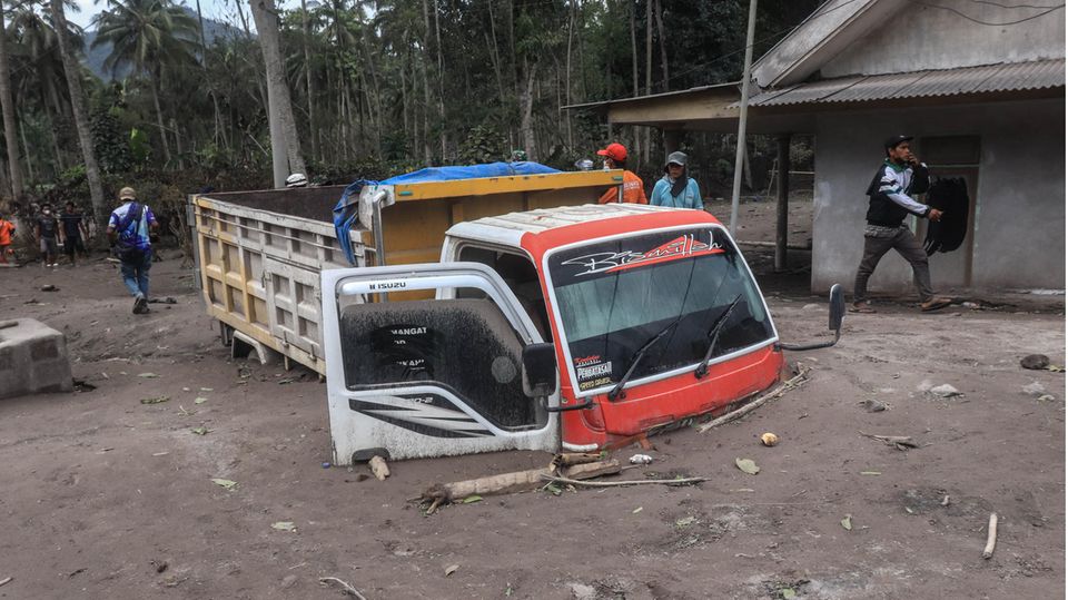 Vulkan Semeru auf Java: erschütternde Bilder aus dem Katastrophengebiet ...