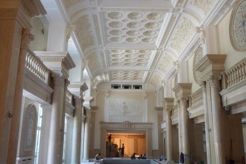 Einblicke in Wladimir Putins Palast: Größenwahn in Marmor und Gold ...