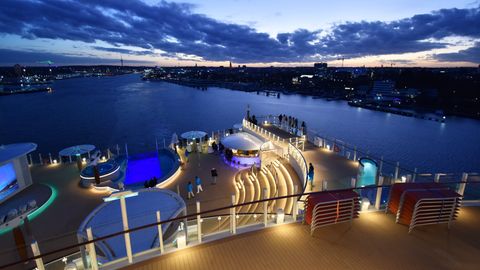 So sieht die neue "Aida Cosma" von Aida Cruises aus | STERN.de