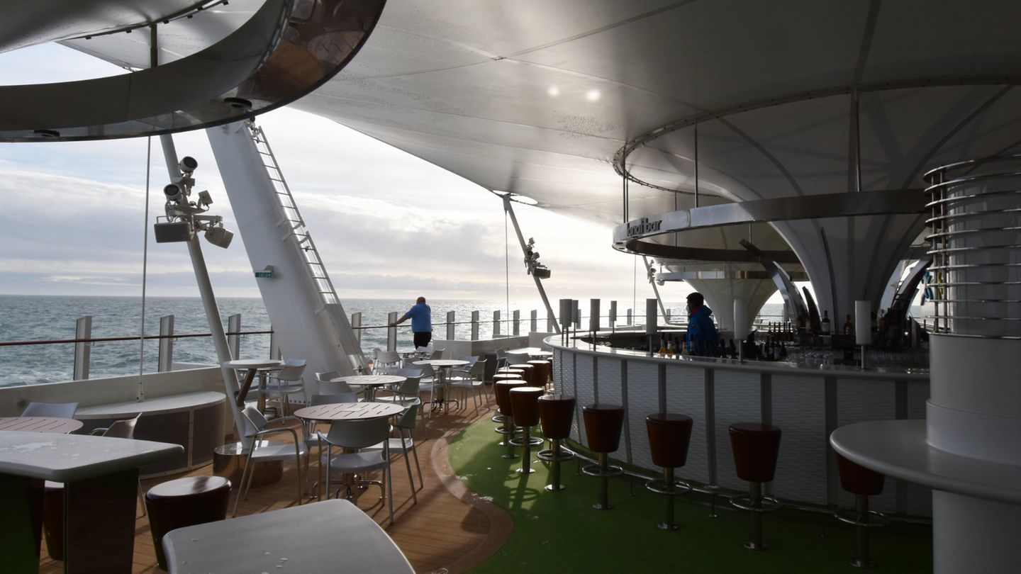 So sieht die neue "Aida Cosma" von Aida Cruises aus | STERN.de