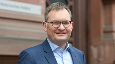 Tränenreicher Abschied von Instagram in Russland − er wird Folgen haben ...