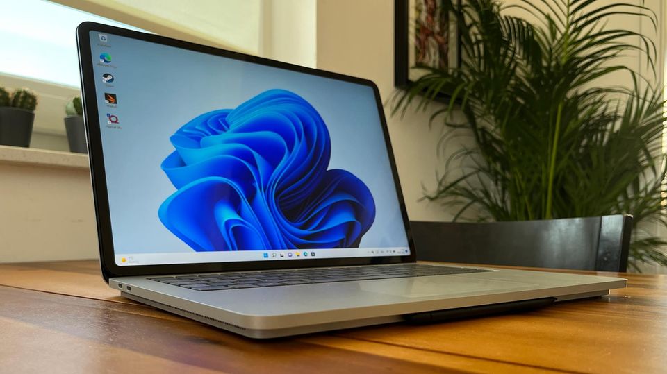 Microsoft Surface Studio im Test: Eines der schönsten Windows-Notebooks ...