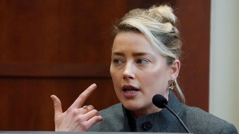 Amber Heard und die Spenden: Sie verstrickt sich in Widersprüche | STERN.de