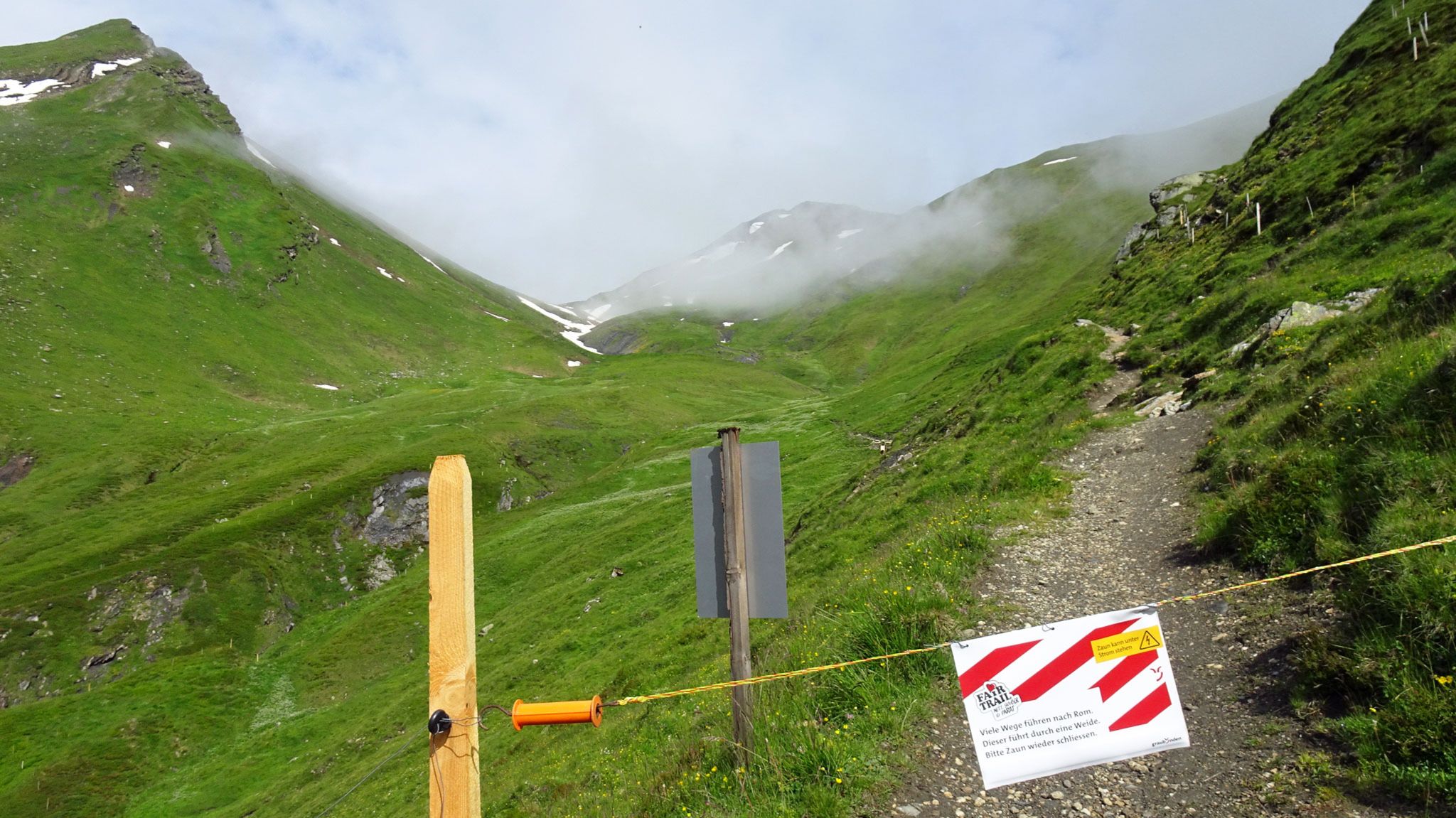 Greina-Hochebene: Eine Wanderung von Graubünden ins Tessin | STERN.de