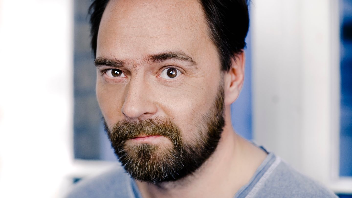 Johnny Depps Synchronsprecher im stern-Interview: "Bin froh, dass er ...