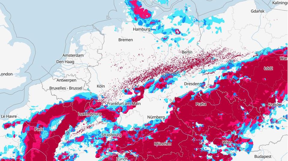 Wetter: Wo bleibt es heiß, wo kommen Gewitter? Diese Karten zeigen es | STERN.de