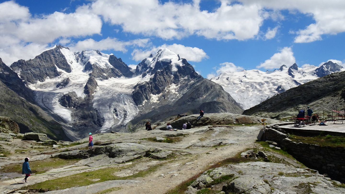 Bernina-Tour 53: Wandern um den östlichsten 4000er der Alpen in ...