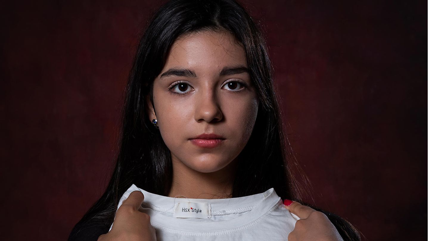 Fotos: Welche Lieblingsstücke ukrainische Kinder auf ihrer Flucht ...