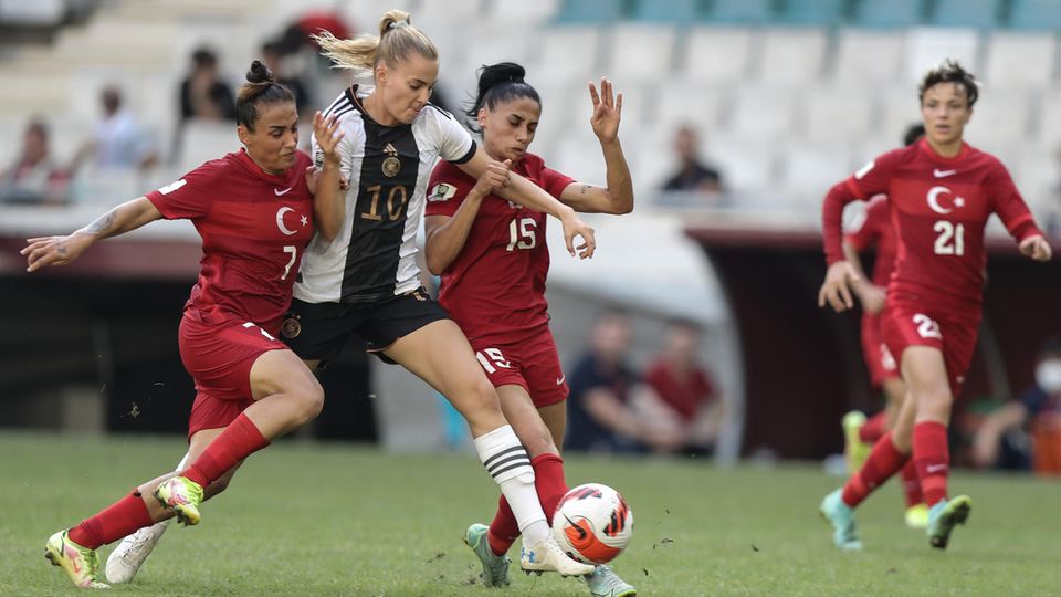 Fußball-Frauen lösten WM-Ticket für Australien | STERN.de