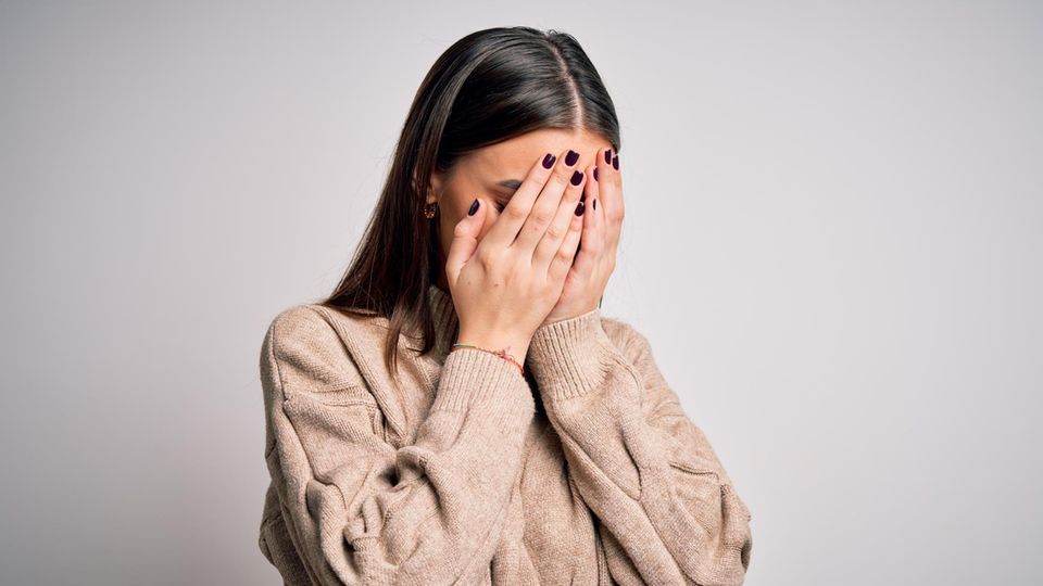 Krankheitsscham: Welche Beschwerden uns besonders peinlich sind – und wie wir damit umgehen ...