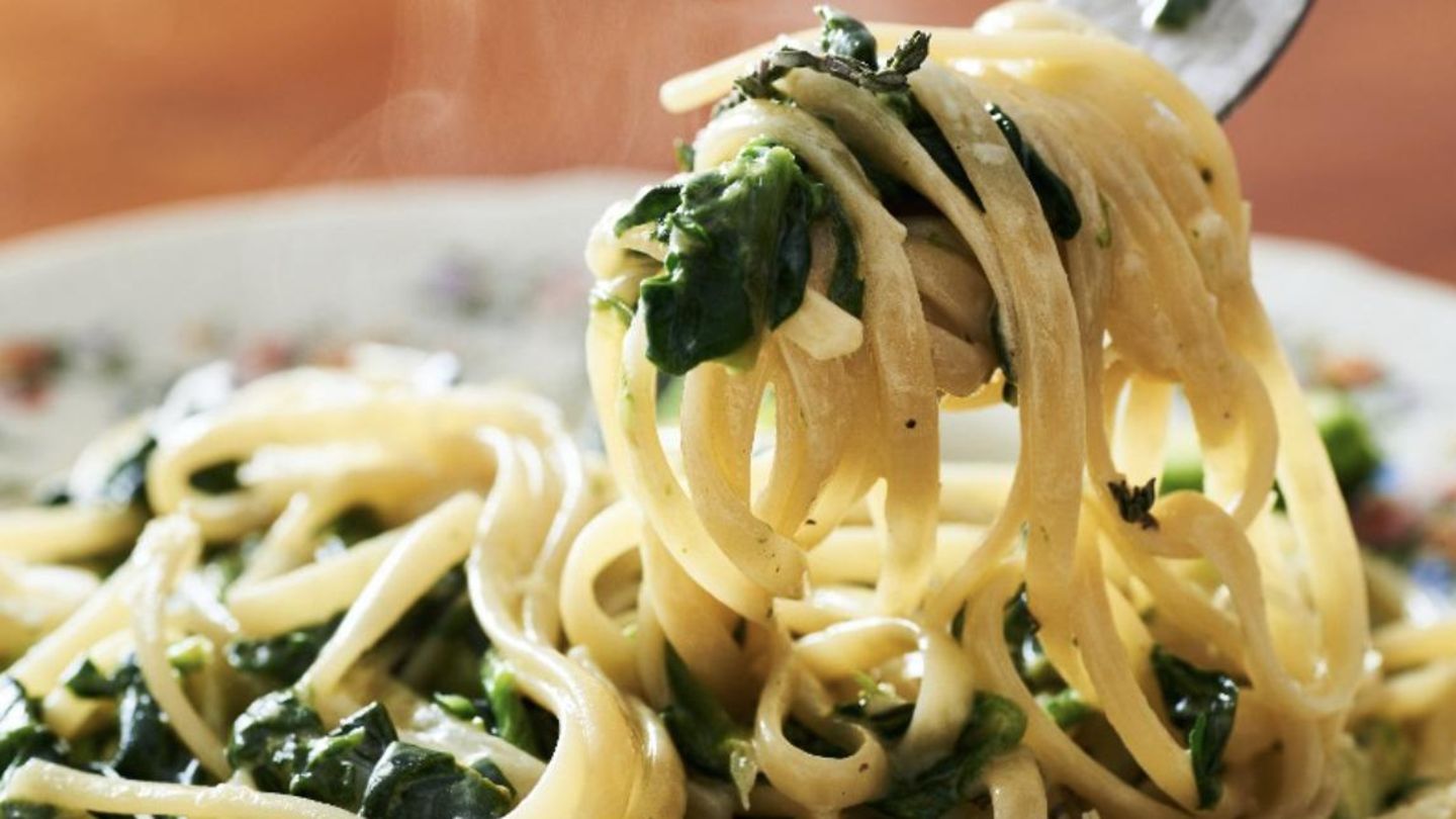 Spinat-Pasta: Mit diesem leckeren Rezept geht es besonders schnell ...