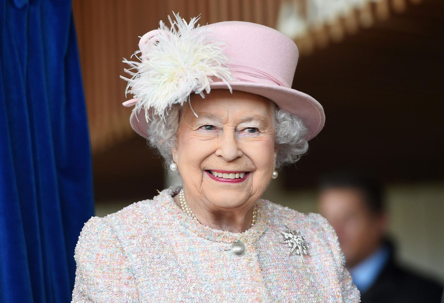 Fotos: Queen Elizabeth II. und ihre Hüte – in jeder Form und Farbe ...