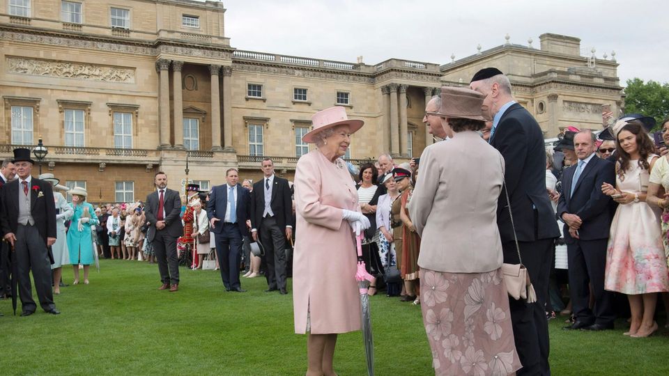 Geburtstage, Gäste und Vermögen: Queen Elizabeth II. in Zahlen | STERN.de