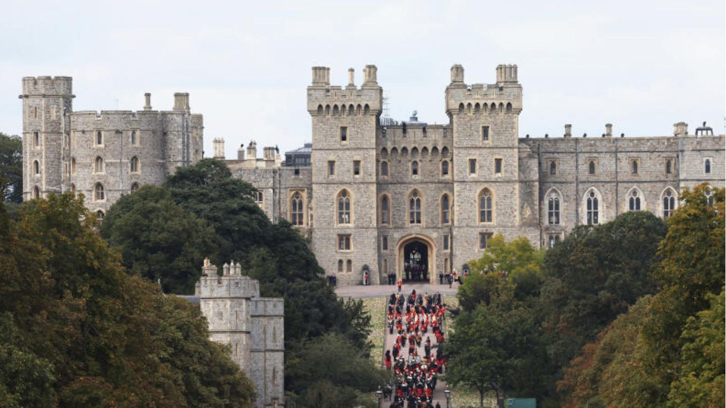 Elizabeth II.: Bilder ihrer letzten Ruhestätte auf Schloss Windsor ...