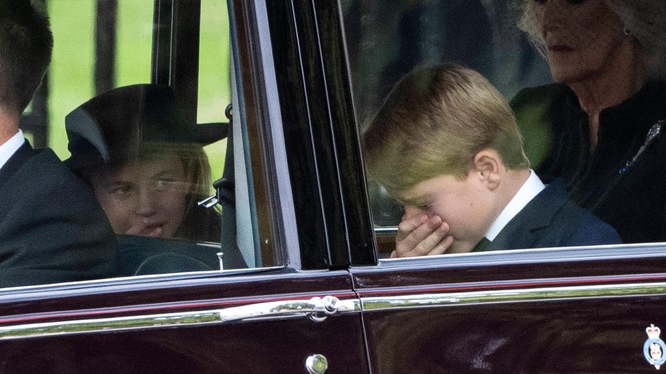 Queen Elizabeth II.: Details der Queen-Beerdigung, die einem nicht auf ...