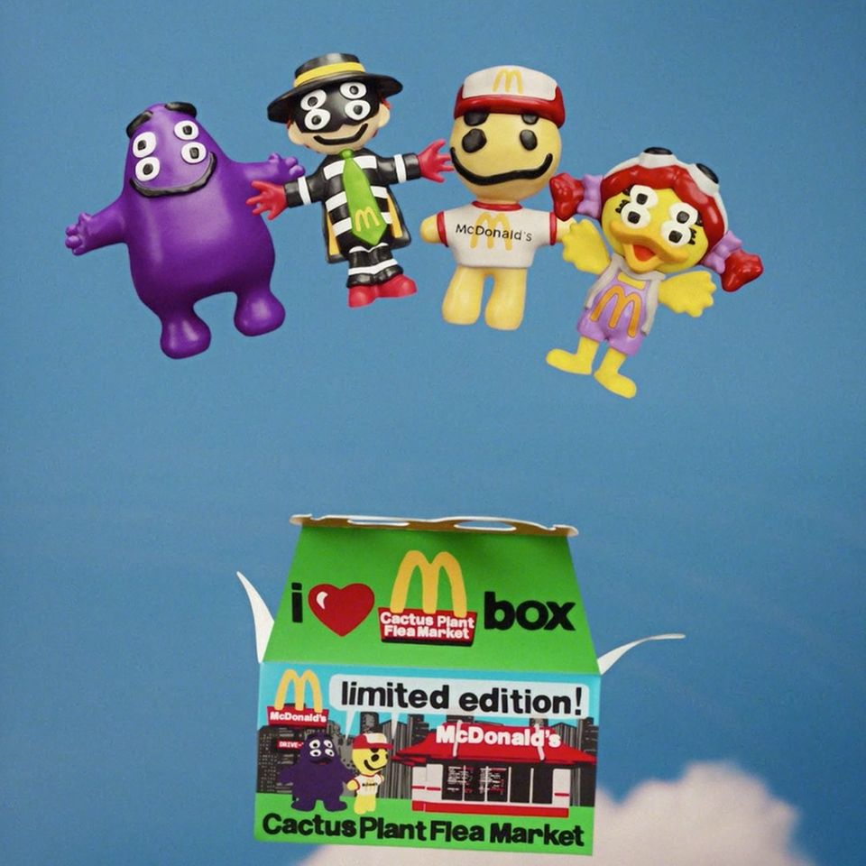 McDonald's bietet eigenes Happy Meal für Erwachsene an – inklusive Spielzeug | STERN.de