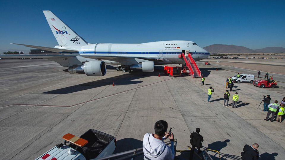 Boeing 747SP: Nasa und DLR schicken ihren Jumbojet "Sofia" aufs ...