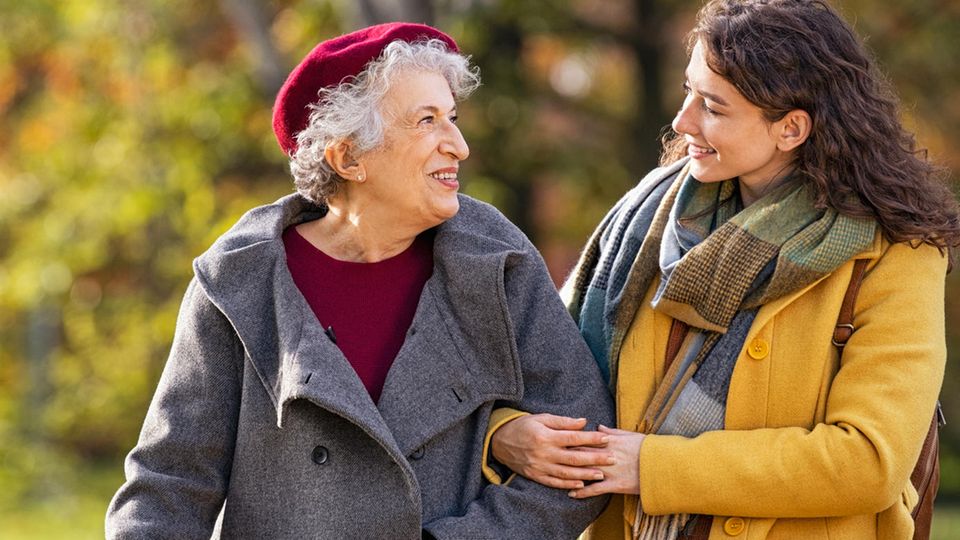 Eltern-Kind-Beziehung: Diese 15 Fragen sollte man den Eltern stellen ...