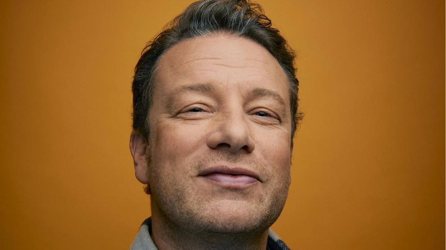 Starkoch Jamie Oliver will die Menschen wieder an den Herd bringen ...