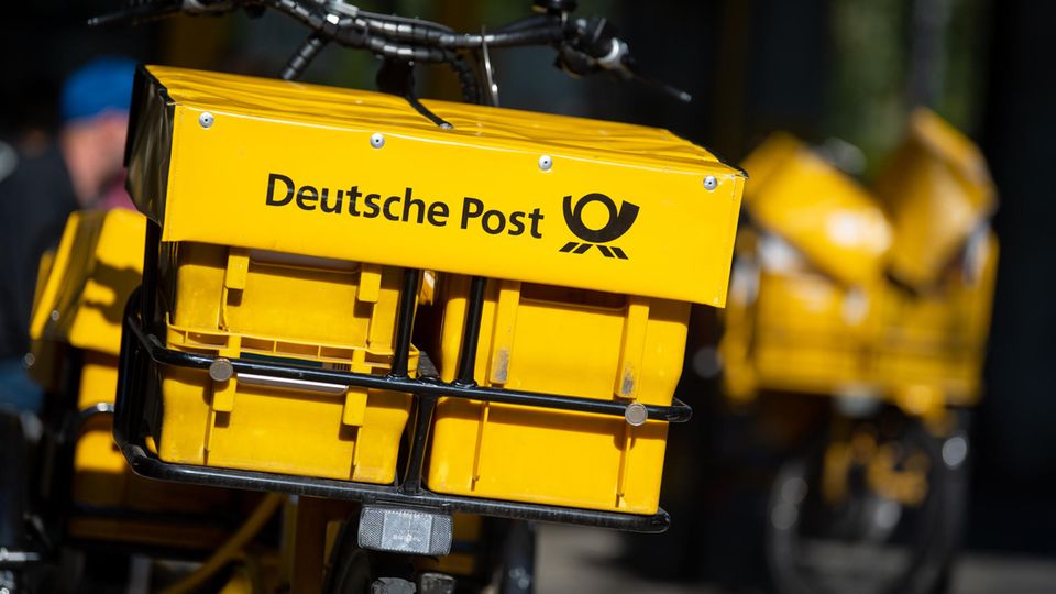 Deutsche Post: Büropersonal soll zu Weihnachten bei Zustellung helfen | STERN.de