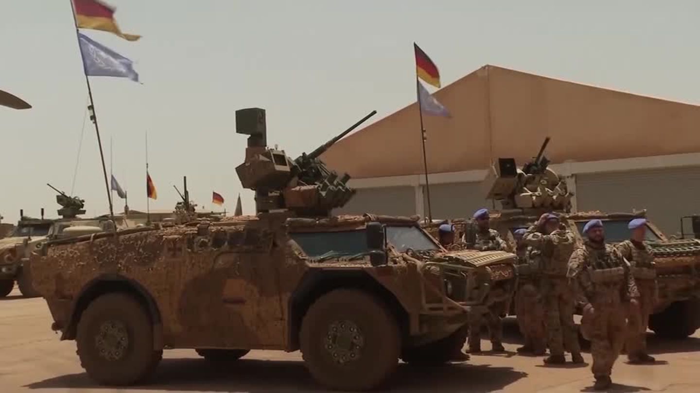 Einigung im Kanzleramt: Bundeswehr soll 2024 aus Mali abziehen