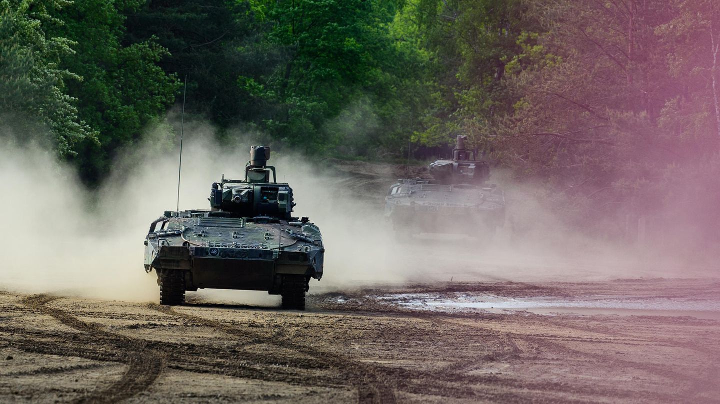 Panzer Puma: Verteidigungsministerin Lambrecht setzt Nachkauf aus ...