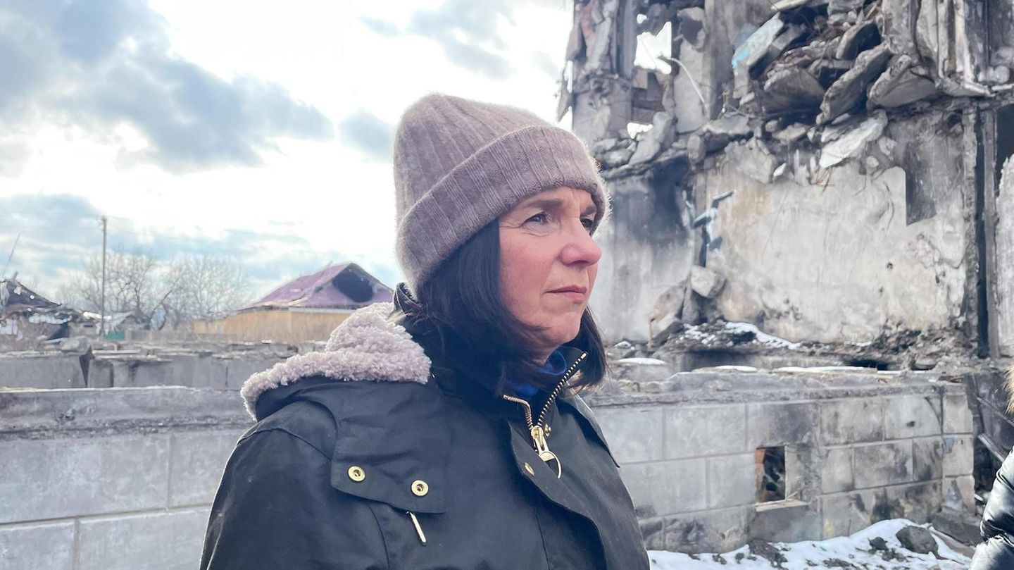 Katrin Göring-Eckardt in der Ukraine: Sie tanzt, spricht und ist da ...