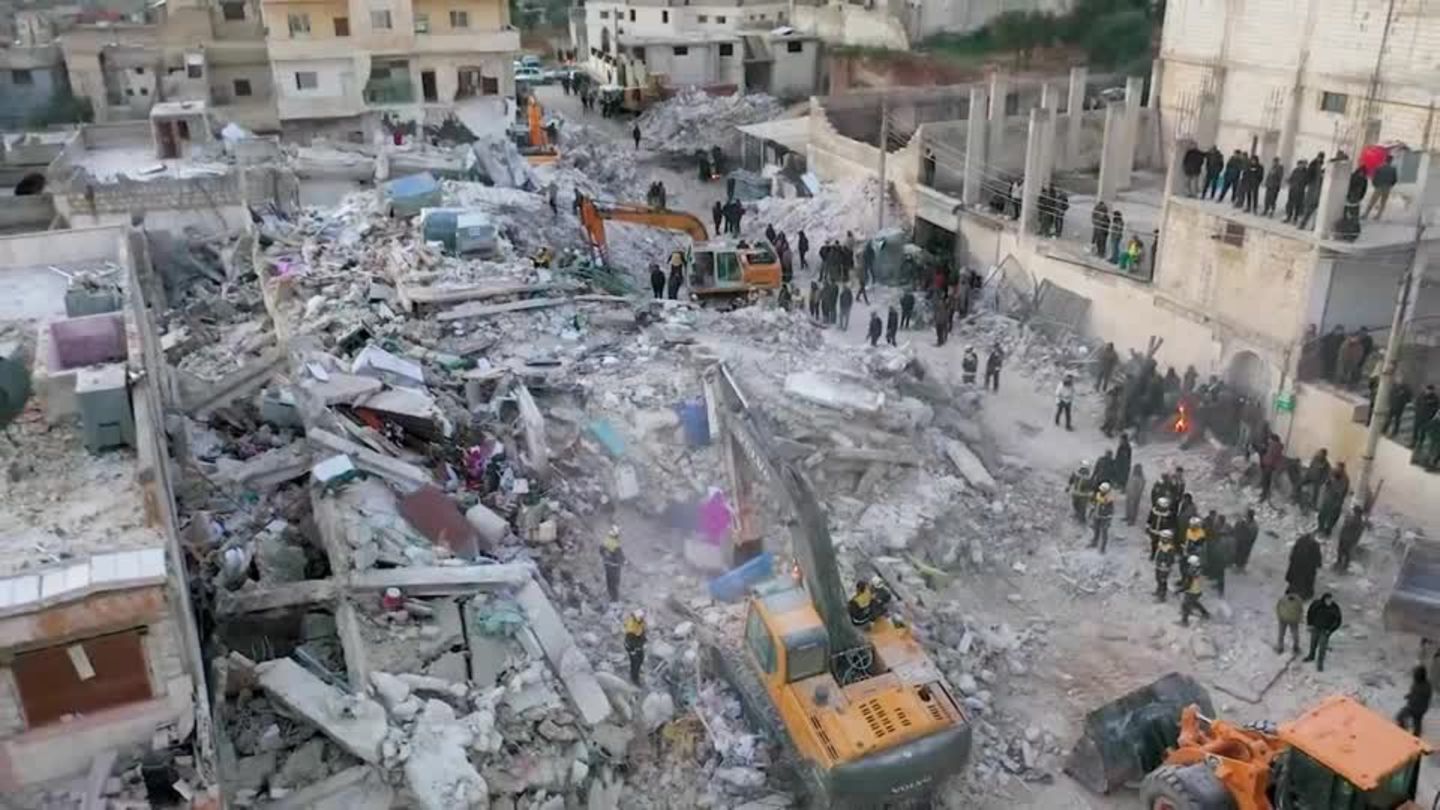 Video: Auch in Syrien schwindet die Hoffnung auf Überlebende | STERN.de