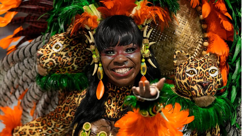 Karneval in Brasilien – erste Bilder der "größten Party der Welt ...