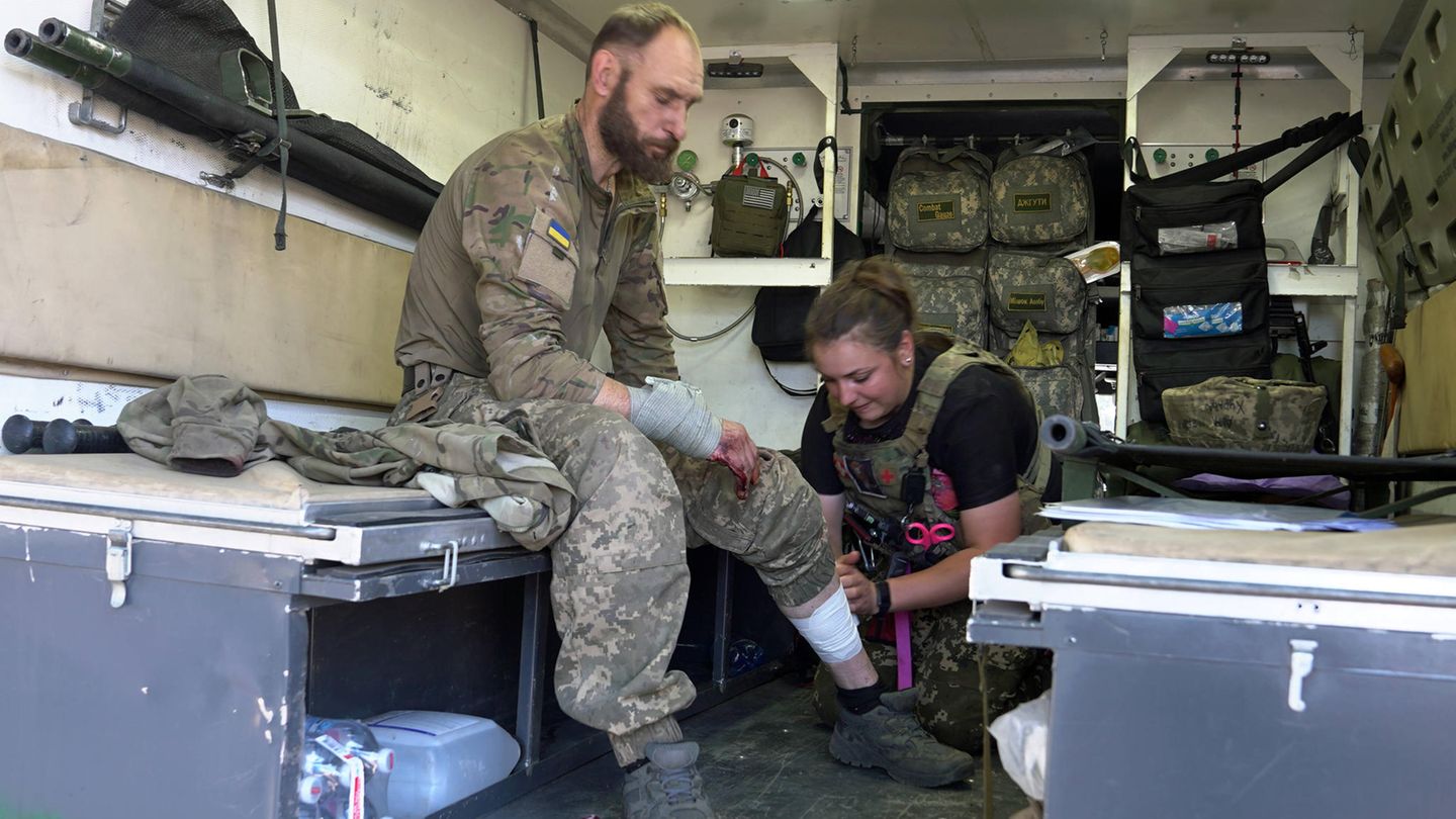Bachmut vor dem Fall. Bilder einer Schlacht, die nicht enden darf | STERN.de