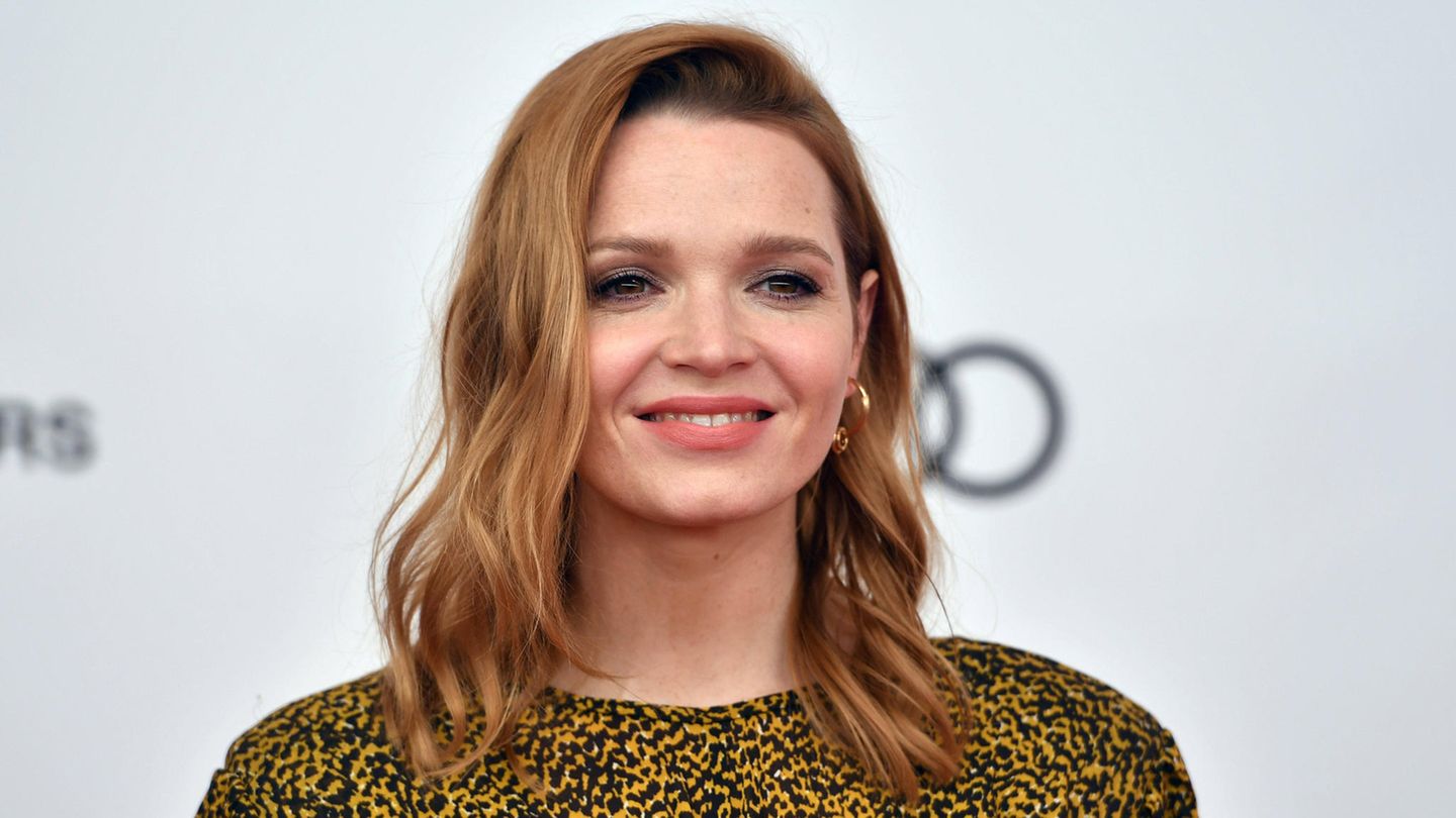 Karoline Herfurth stellt nach 10 Jahren ihren Ehemann vor | STERN.de