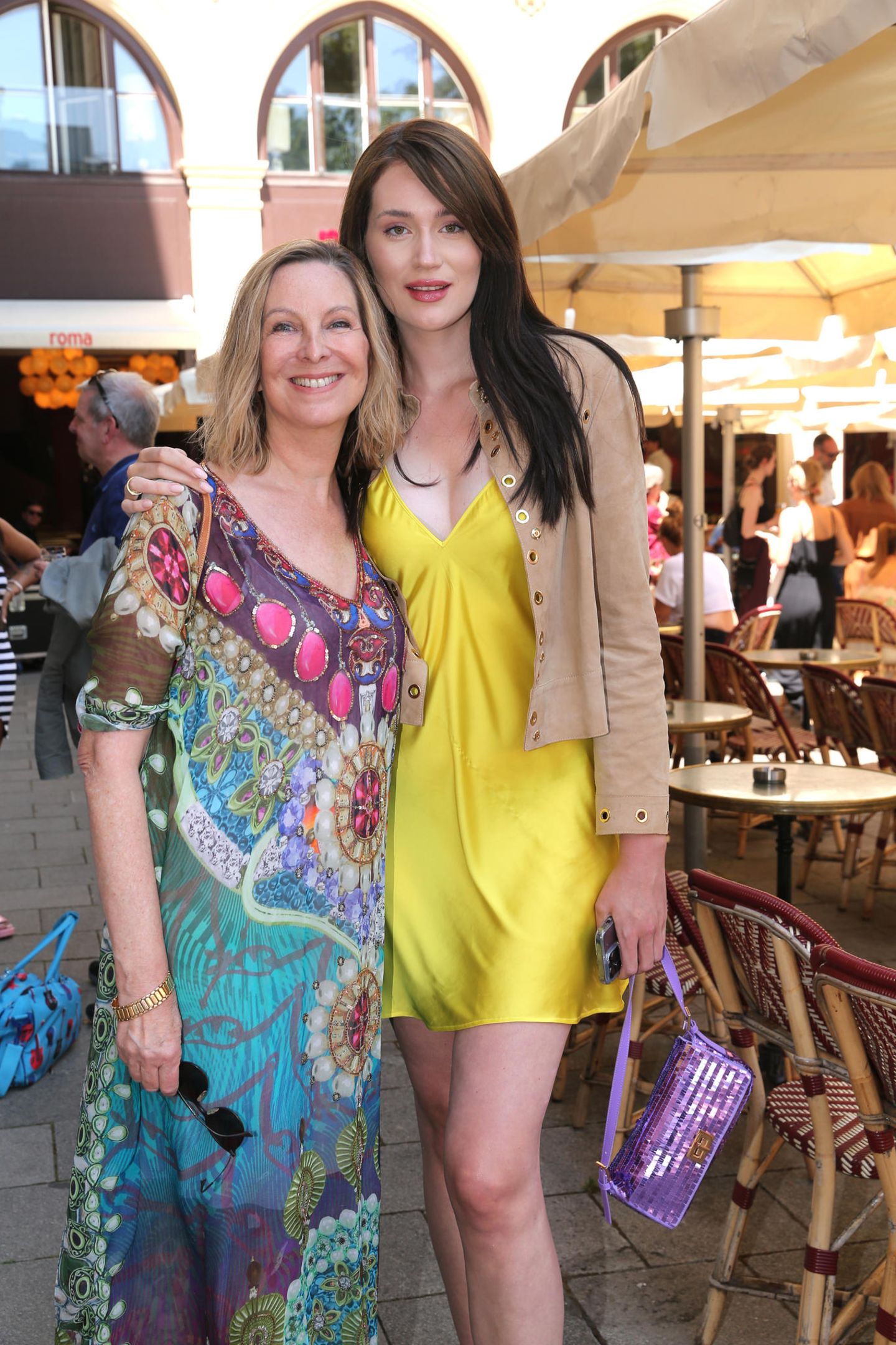 Filmfest München 2023: Die schönsten Looks vom roten Teppich | STERN.de