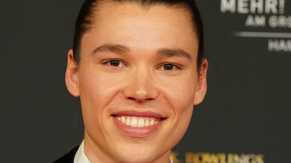 Helge Mark Lodder: Wie der Schauspieler auf Tiktok zum Star wurde ...