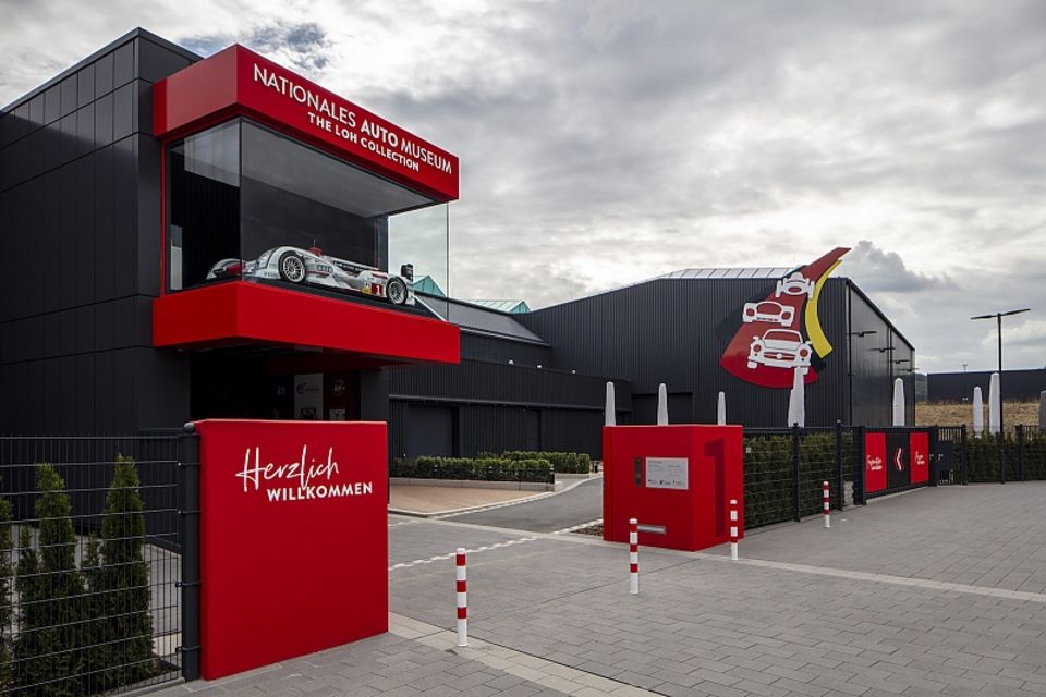 Faszination: Das spektakulärste Automseum Europas | STERN.de