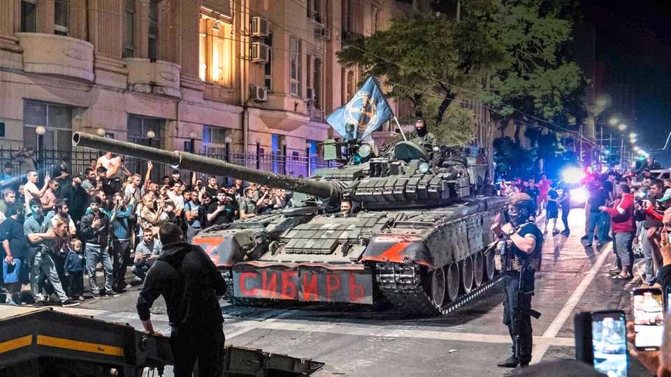 Ukraine: Bilder aus 500 Tagen Krieg – schockierend und unendlich ...