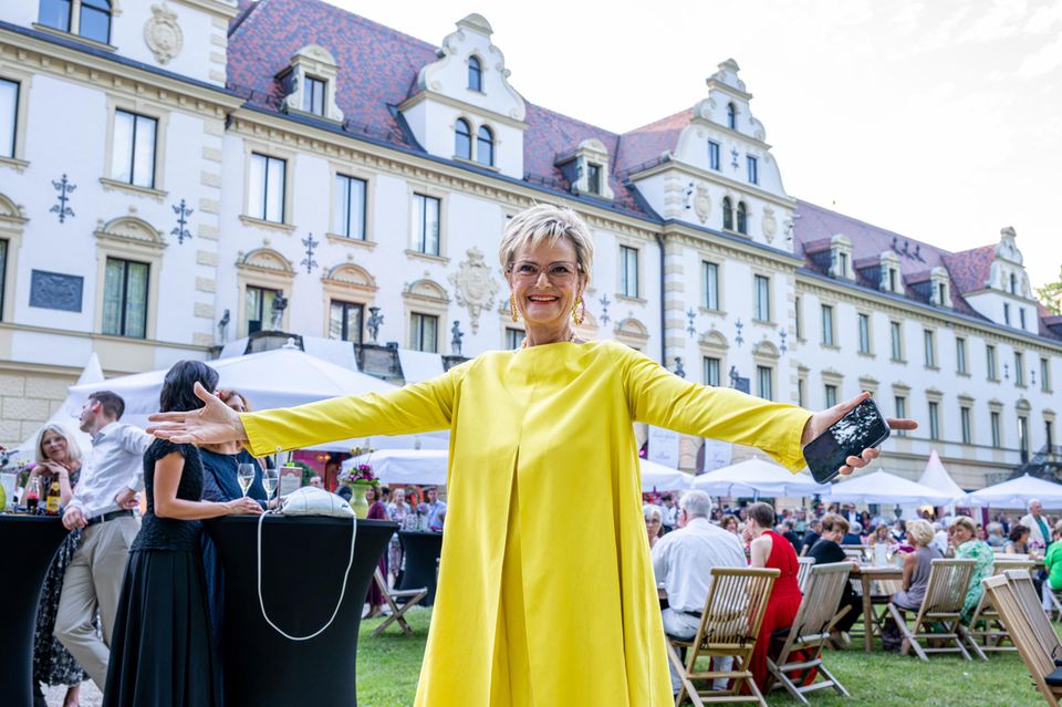 Gloria von Thurn und Taxis: Linker Protest bei den Schlossfestspielen ...