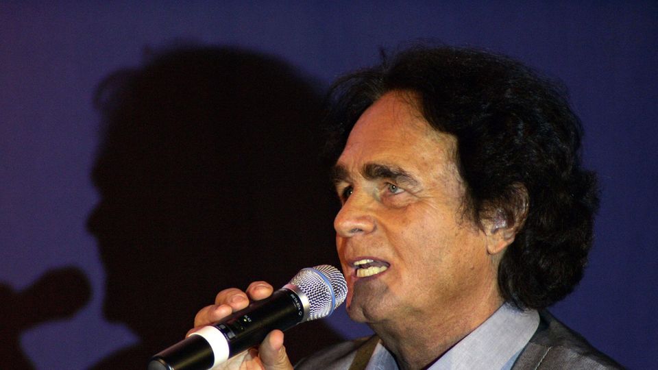 Schlagerstar Michael Hansen im Alter von 82 Jahren gestorben | STERN.de