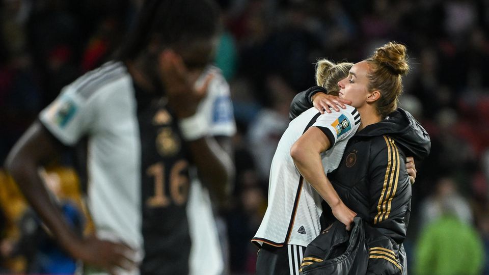 Fußball-WM der Frauen: TV-Kritik zum Deutschen WM-Aus im ZDF | STERN.de